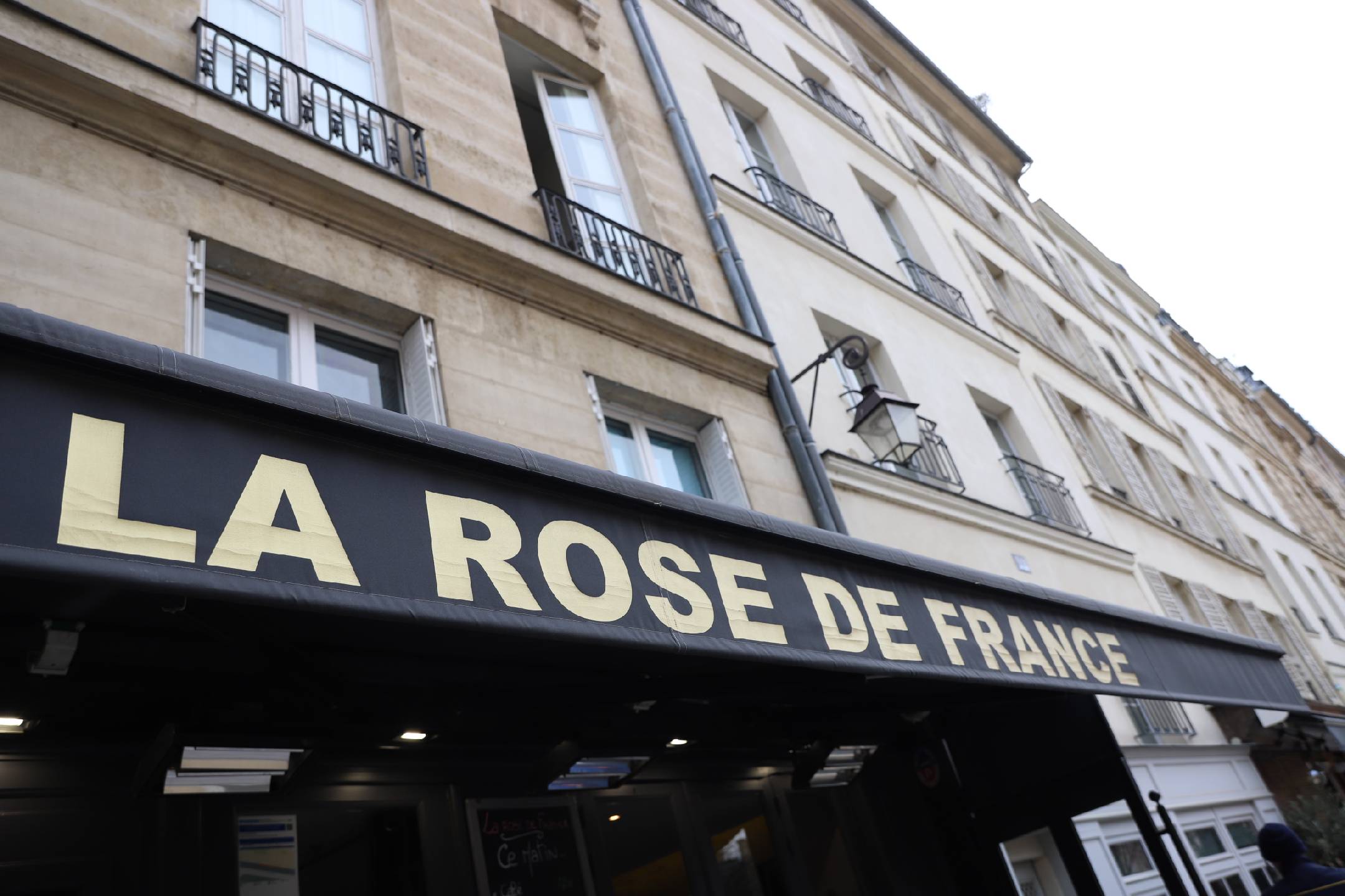 LA ROSE DE FRANCE I Site officiel, réservez et commandez en ligne